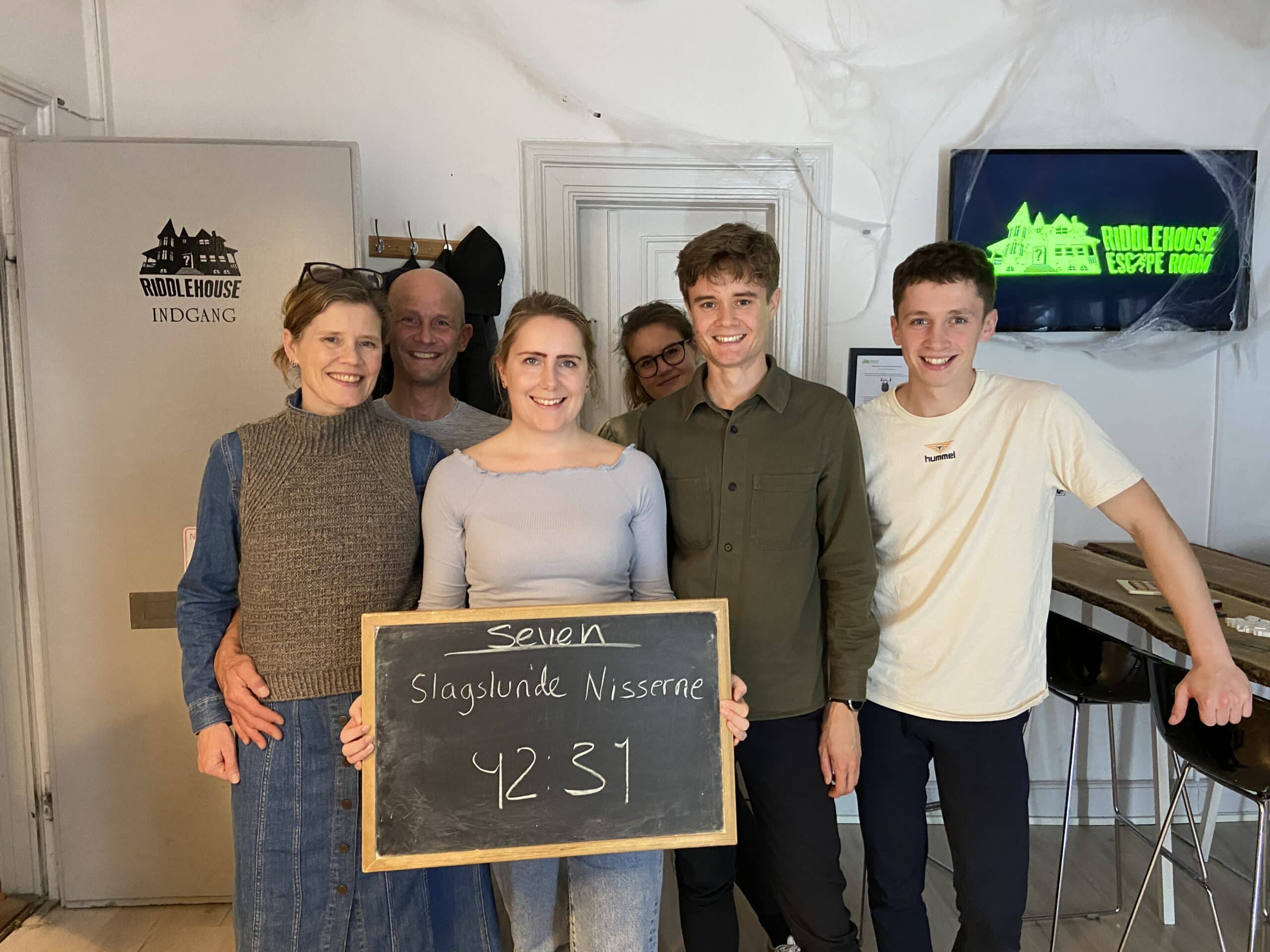 Slagslunde Nisserne | Riddlehouse