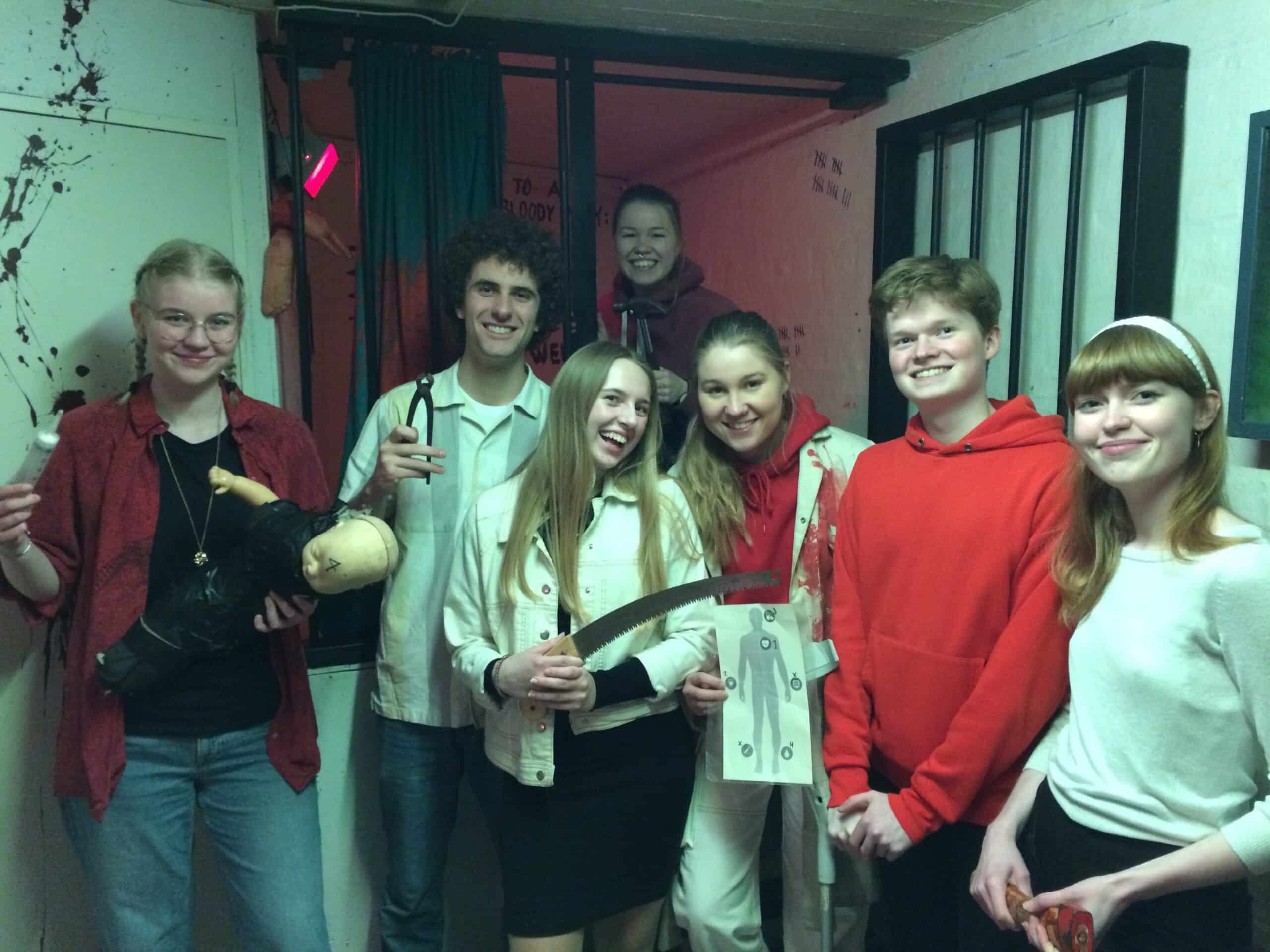 Bertils Bitches | Riddlehouse