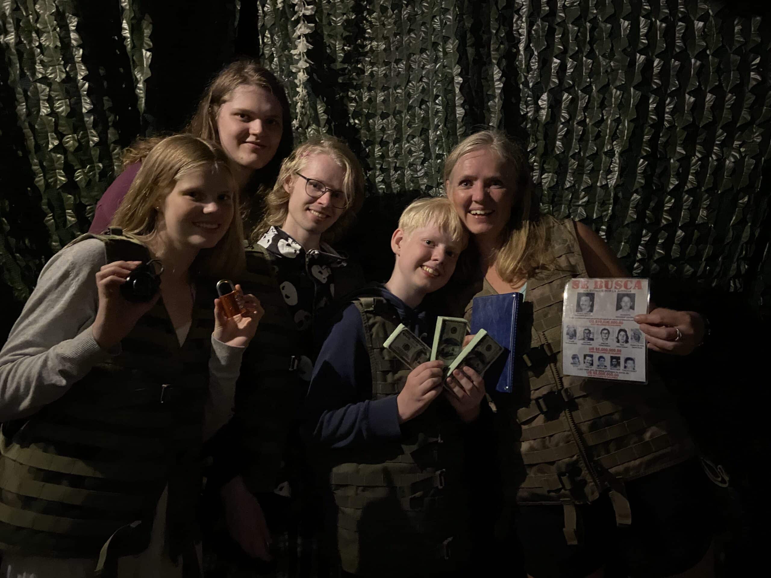 Ice creme munchers | Riddlehouse